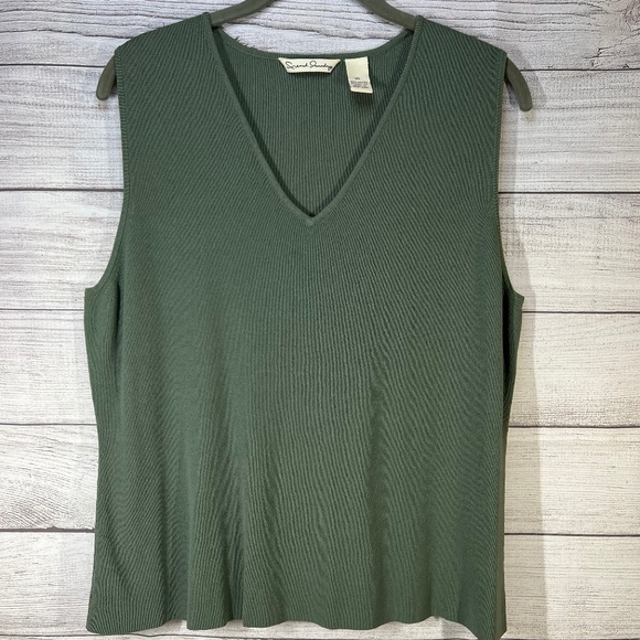 French Laundry | Tops | French Laundry Olive Tank | Poshmark